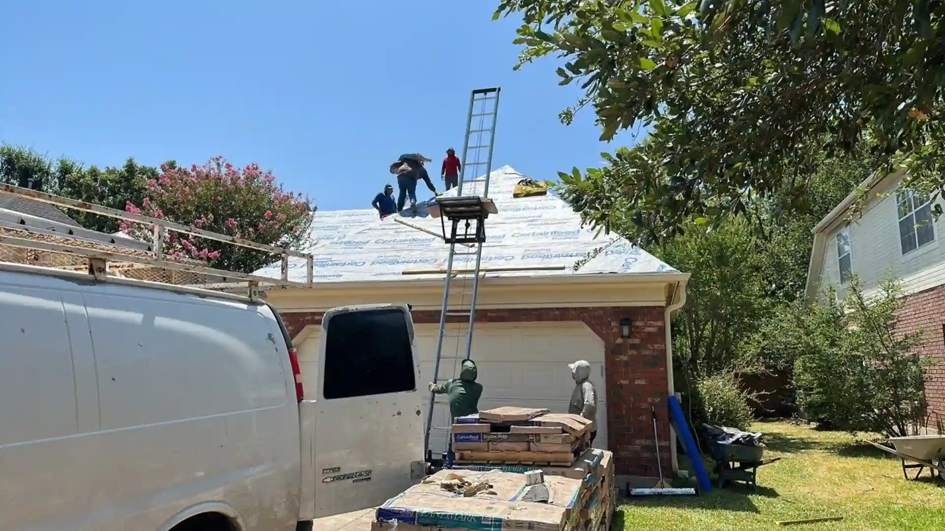 How to Choose a Good Austin Commercial Roofing Contractor